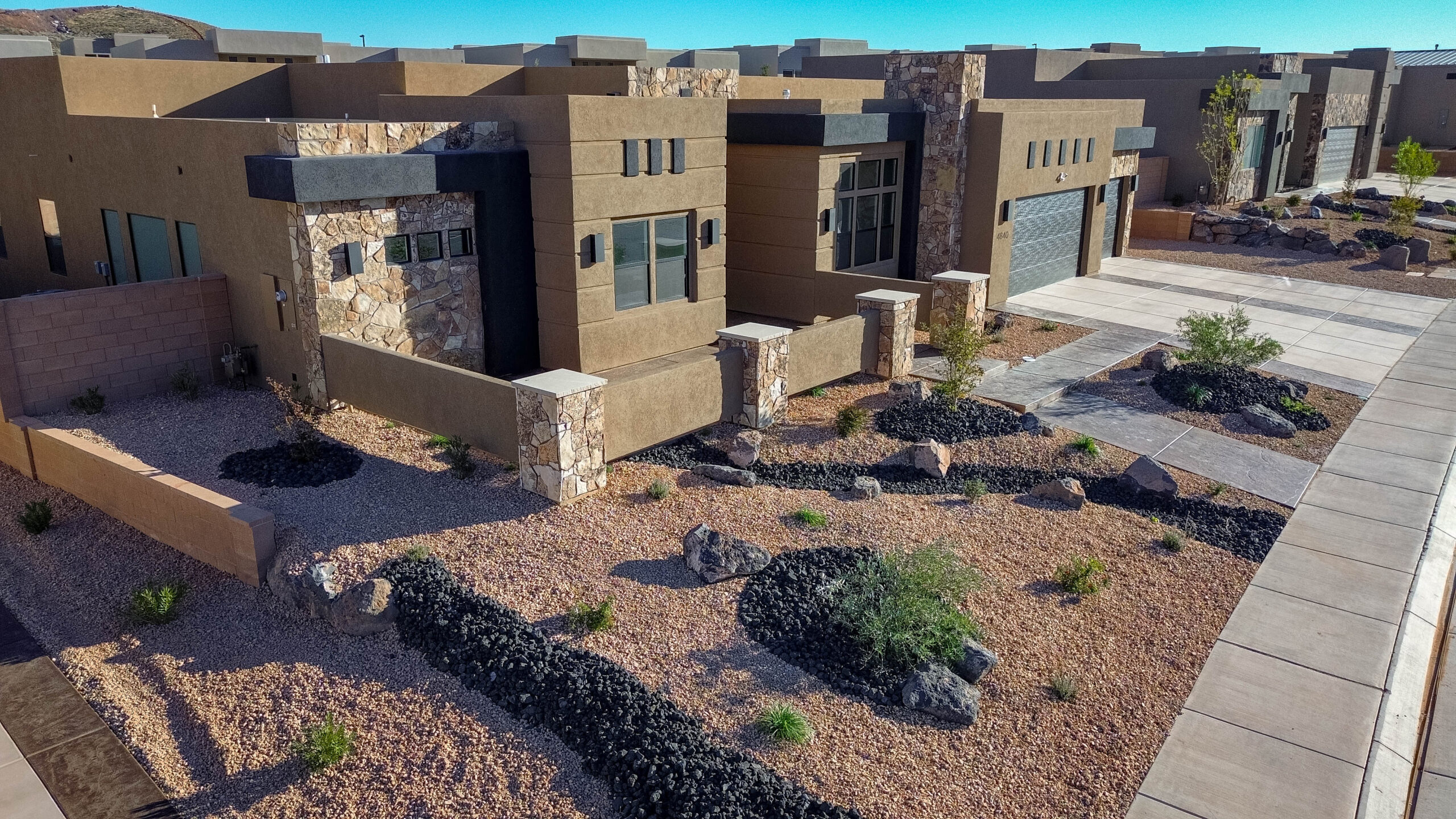 Desert Modern Xeriscaping - US Landscaping